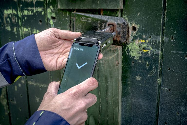Smart padlock de ideale oplossing voor het beveiligen van veldassets | iLOQ